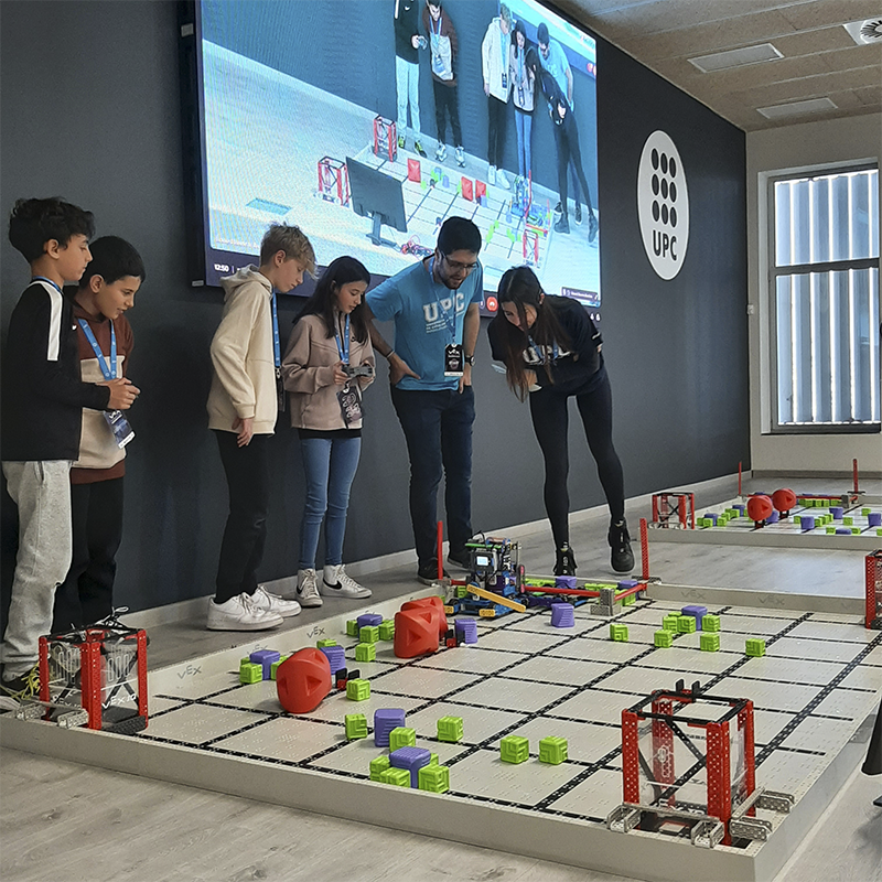 L'EEBE ha acollit la final regional de la VEX 2024 — Escola d ...